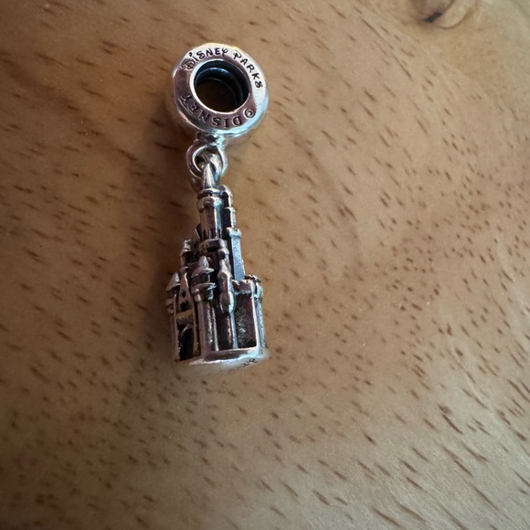 Pandora | Jewelry | Walt Disney World Cinderella Castle Pandora Charm ...